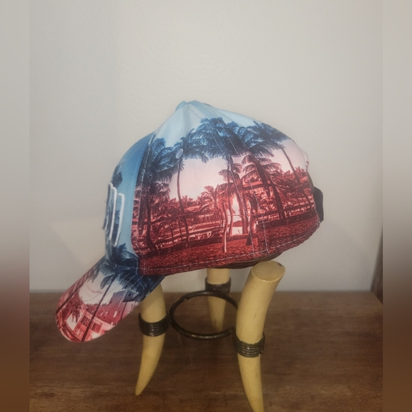 Robin Ruth | Accessories | Robin Ruth Miami Beach All Over Palm Trees ...